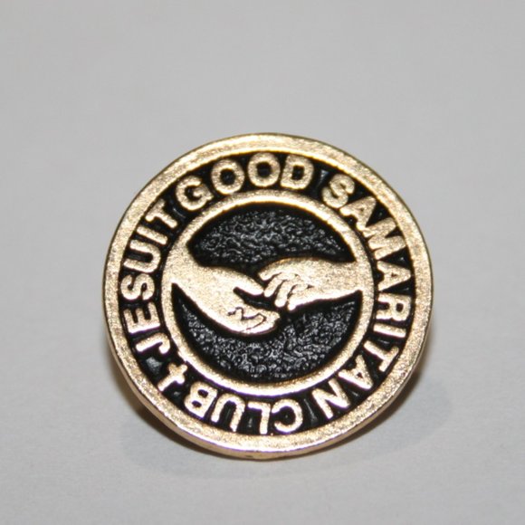 Vintage | Jewelry | Vintage Gold Jesuit Good Samaritan Club Pin 75 ...
